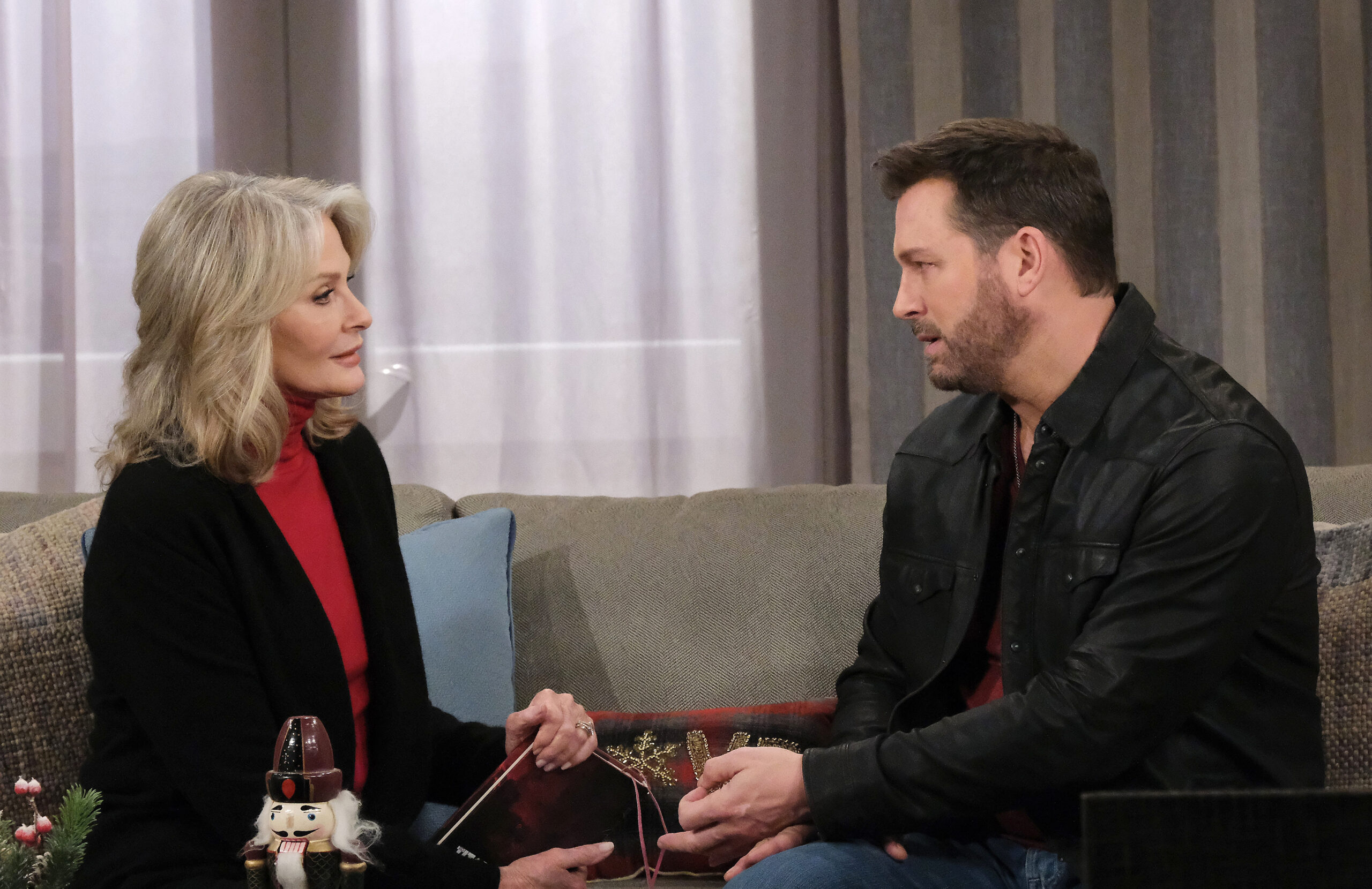 Days of our Lives Recap Dec 22: The kidnapper is revealed, Brady visits ...